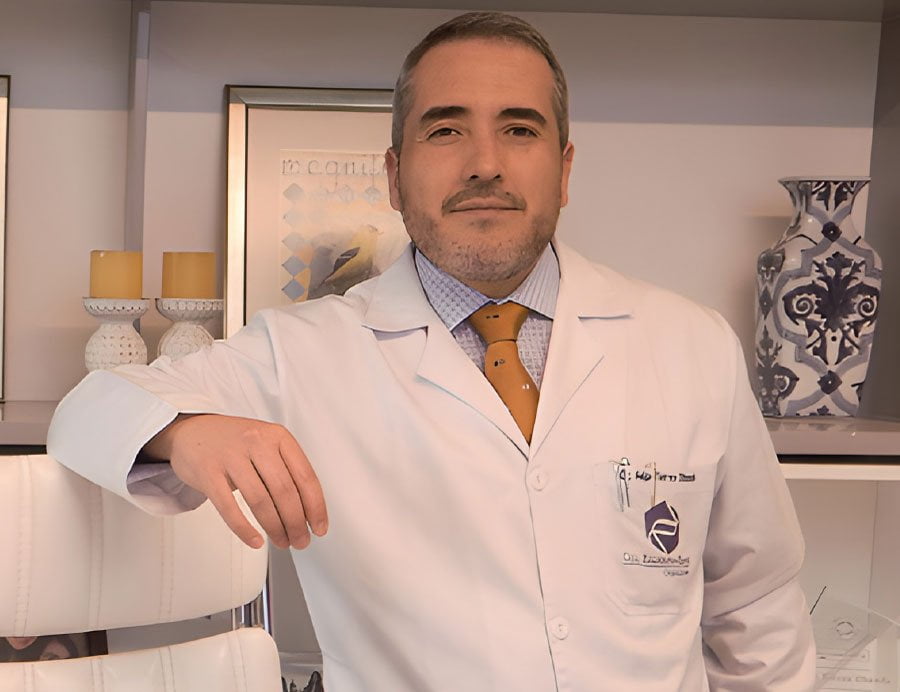 Dr. Andrés Felipe Torres